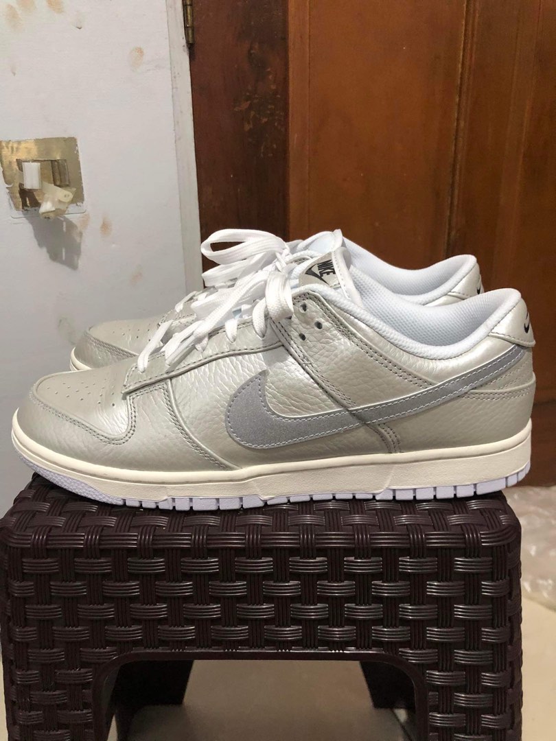 Nike Dunk Low, Men's Fashion, Footwear, Sneakers on Carousell