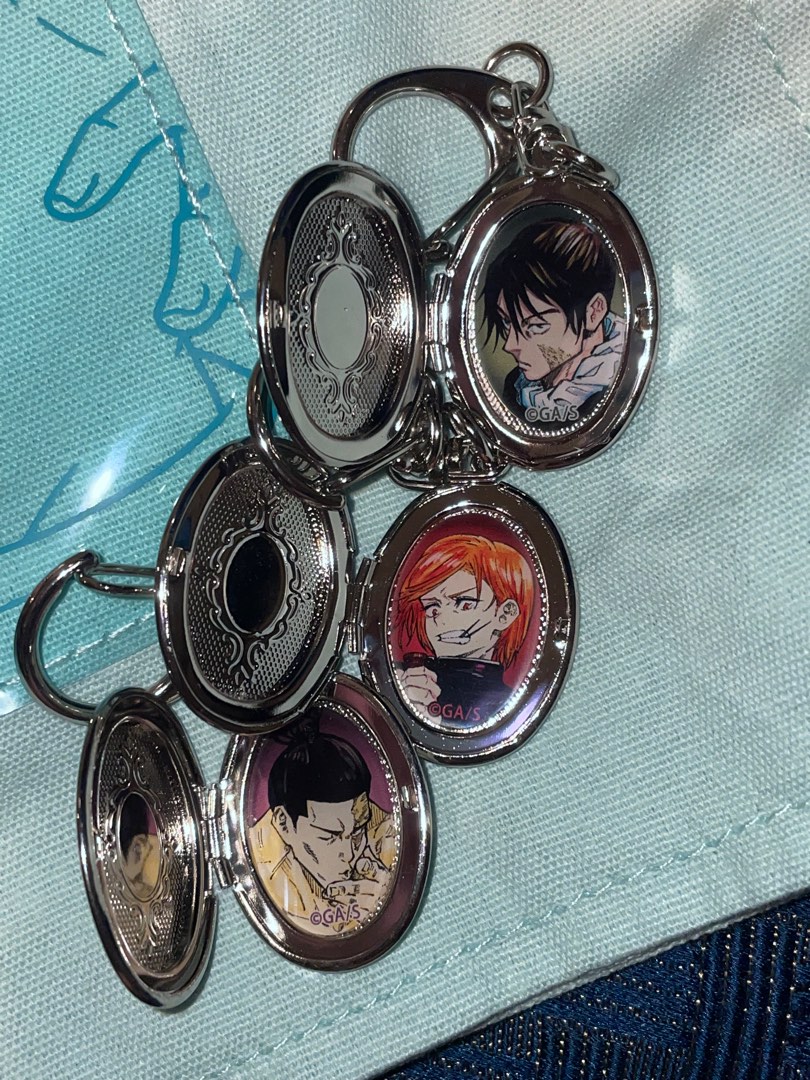 Jujutsu Kaisen - locket charm keychain, Hobbies & Toys, Memorabilia ...