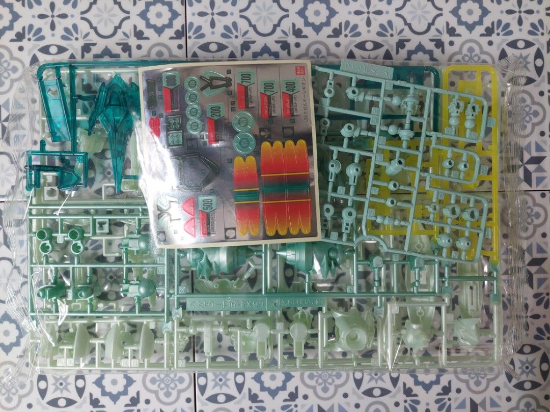 LBX MIZEL O-LEGION with FREE GUNDAM GUNPLA on Carousell