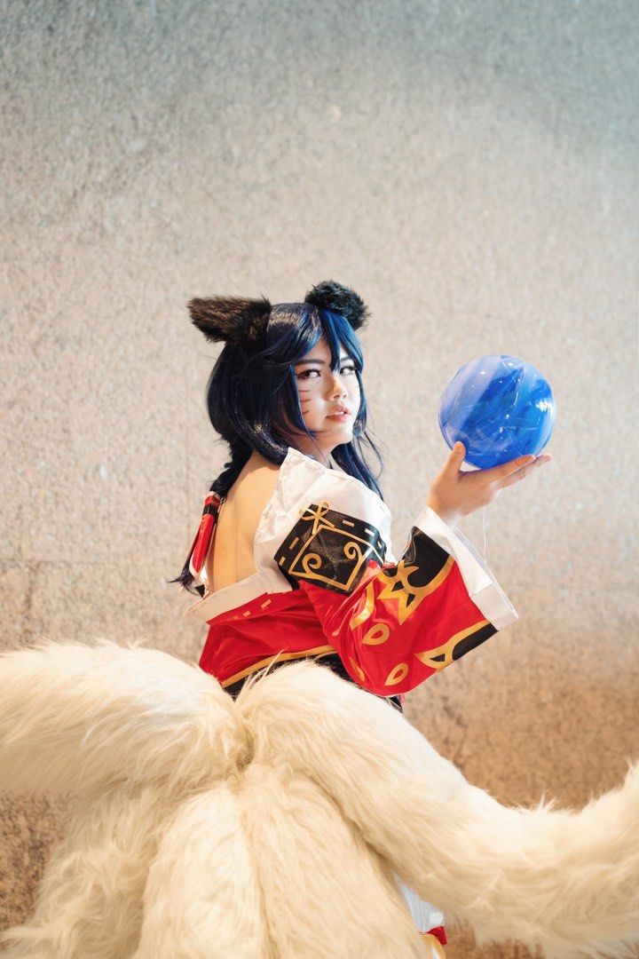 LOL Ahri COS 阿狸 英雄聯盟 (League of Legends Cosplay) 大全套, 女裝, 連身裙 & 套裝, 套裝 - Carousell
