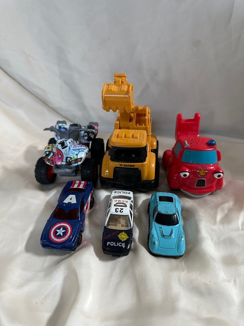 Mobil mata, Toys & Collectibles, Mainan di Carousell