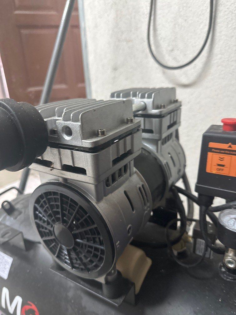 motor oil less 750w. rosak., Everything Else, Others on Carousell