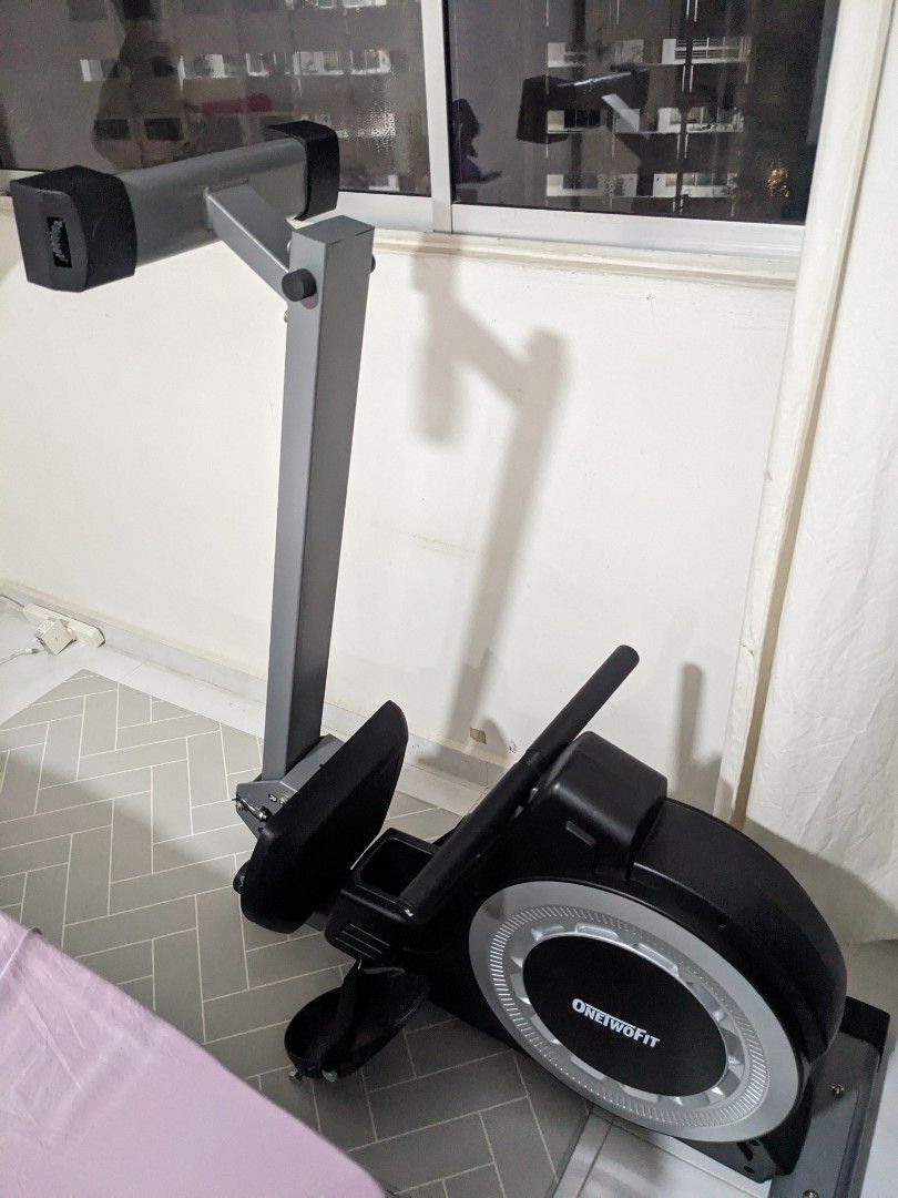 OneTwo Fit Foldable Rowing Machine, Sports Equipment, Exercise ...