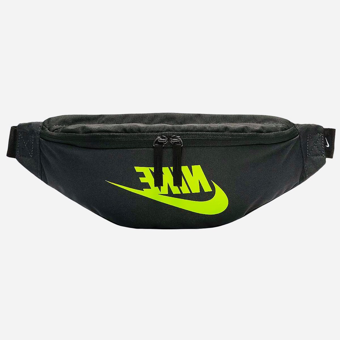 Nike Pouch, Men's Fashion, Bags, Belt bags, Clutches and Pouches on ...