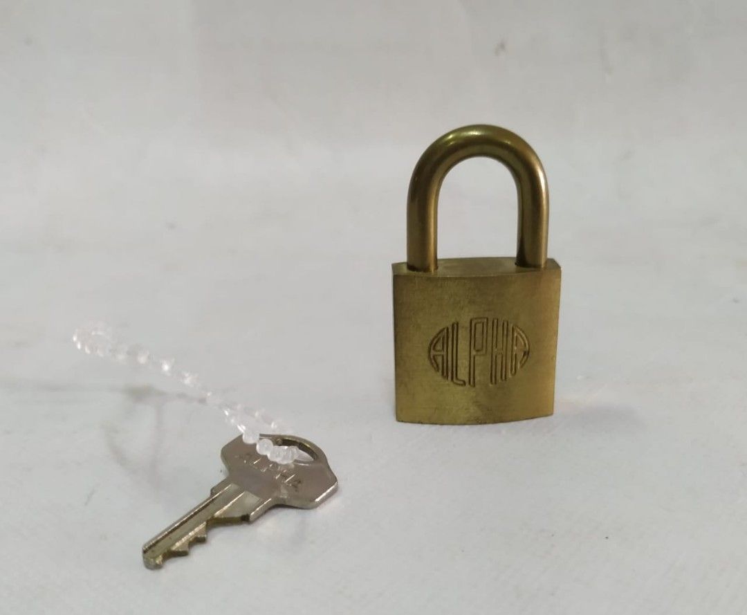 Padlock (Alpha, Keys, Brass), Hobbies & Toys, Collectibles ...
