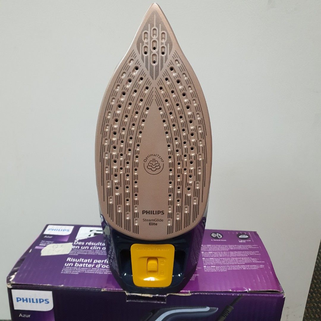 Philips Domestic Appliances Azur 8000 Series 3000W Steam Iron DST8020 ...