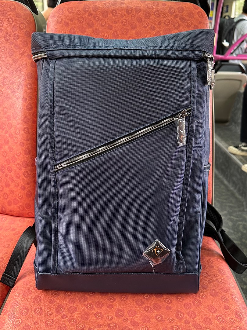 PLUST PLT-007 laptop HP Macbook backpack (Japan), Men's Fashion, Bags, Backpacks on Carousell