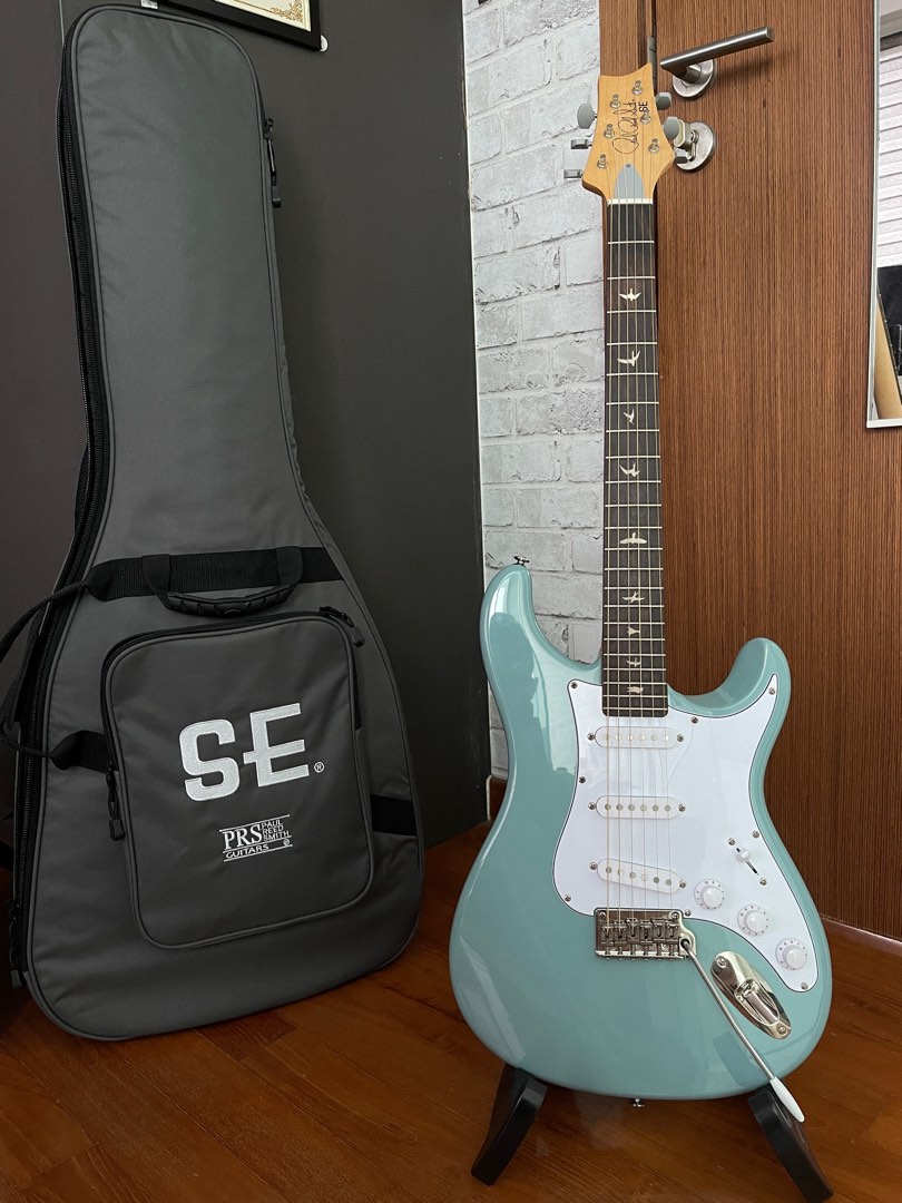 PRS Silver Sky SE Stone Blue, Hobbies & Toys, Music & Media, Musical ...