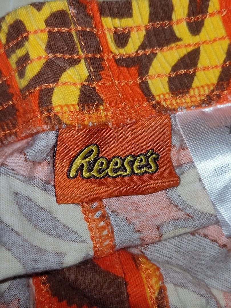 REESE'S BOXER on Carousell