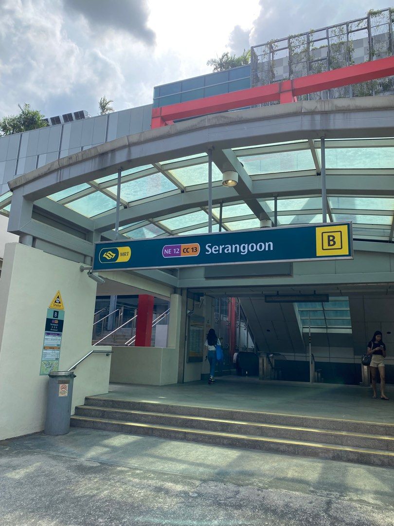 Serangoon MRT- Balcony Room w Queen Bed @ The Yardley, Property ...