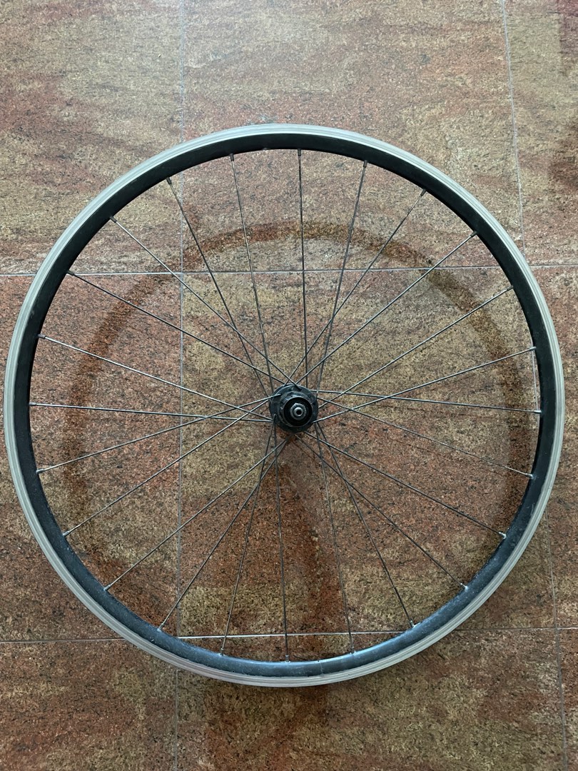 Shimano 700 Road Bike Rear Wheel (10 speed hub), Sports Equipment ...