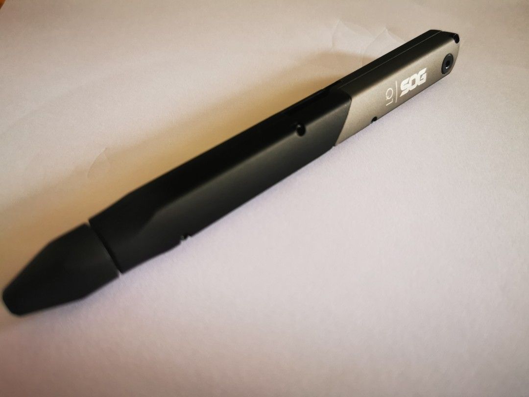 SOG Q1 BATON MULTITOOLS, Hobbies & Toys, Stationery & Craft, Other ...