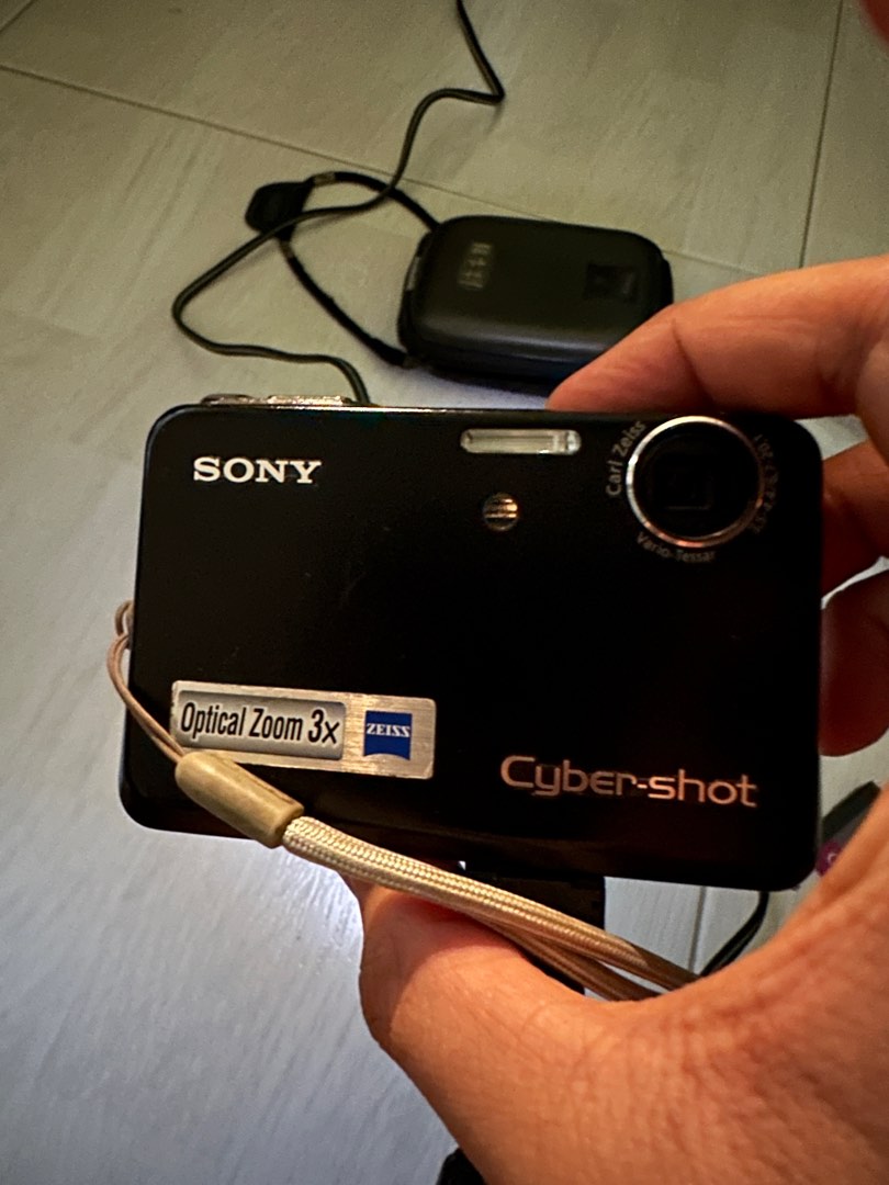 Sony Cybershot DSC-T3, Photography, Cameras on Carousell