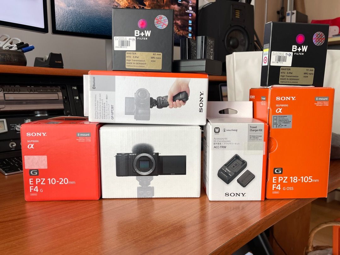Sony ZV E10 Combo Pack, Photography, Cameras on Carousell