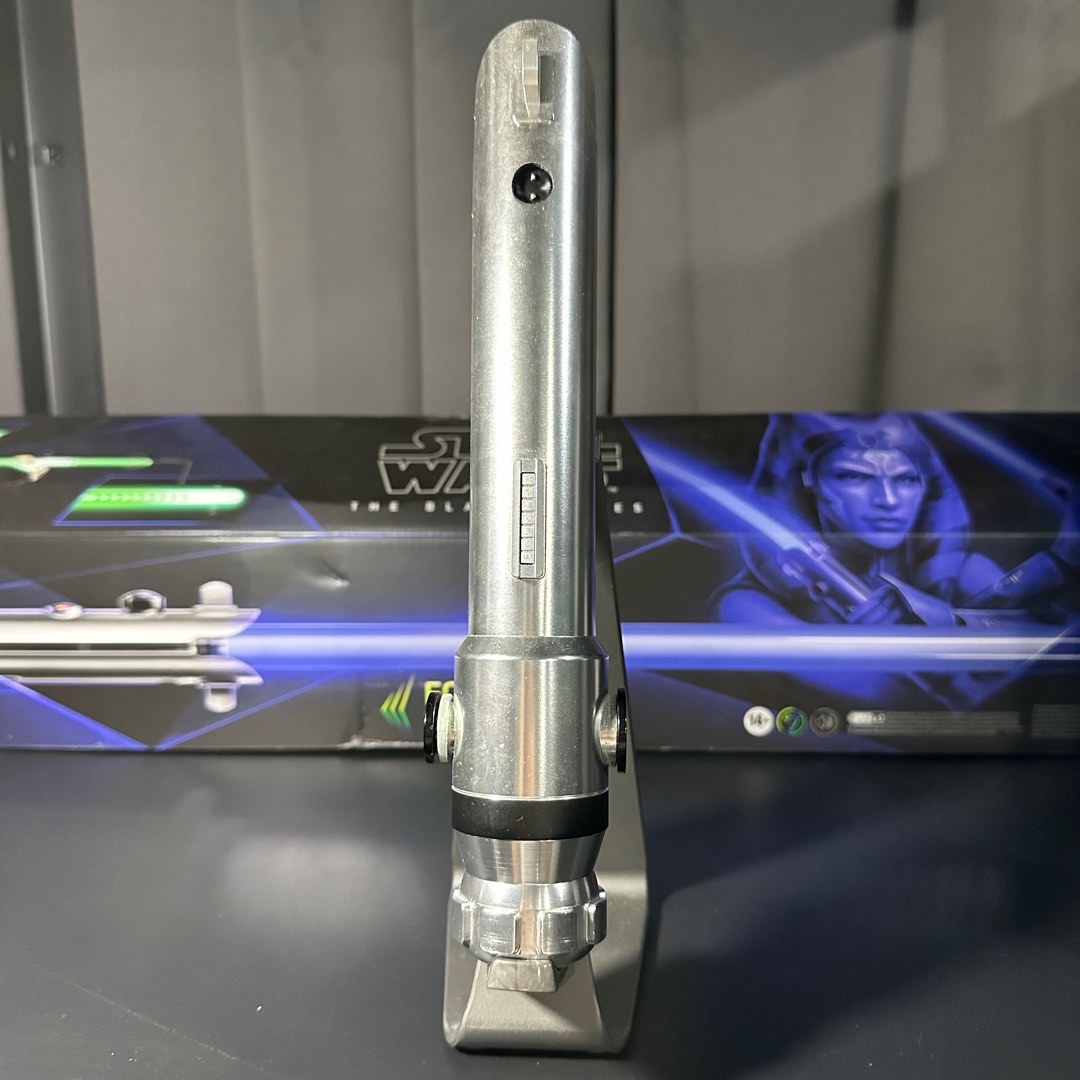 Star Wars Black Series Ahsoka Tano Force FX Elite Lightsaber, Hobbies & Toys, Collectibles ...