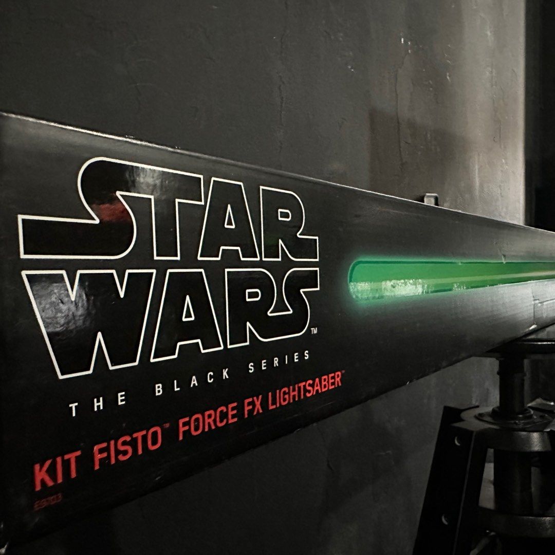 Star Wars Black Series Kit Fisto Force FX Lightsaber, Hobbies & Toys ...