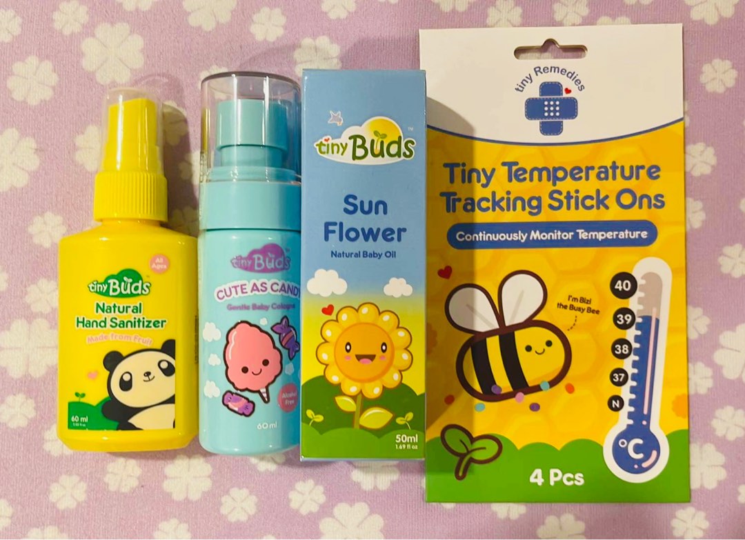 Tiny Buds Set on Carousell