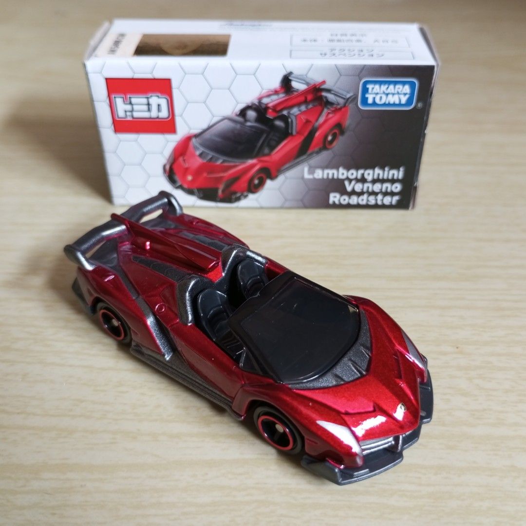 Tomica Lamborghini Veneno Roadster, Toys & Collectibles, Mainan di ...