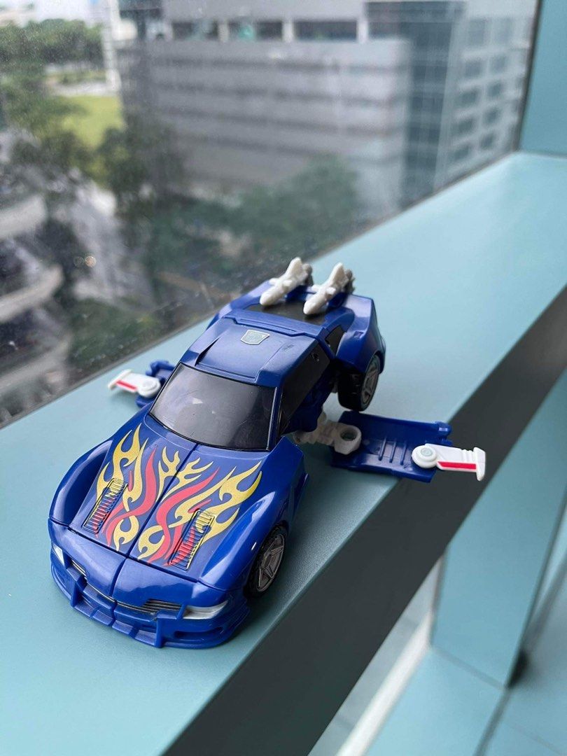 Transformers Generations Tracks, Hobbies & Toys, Toys & Games on Carousell