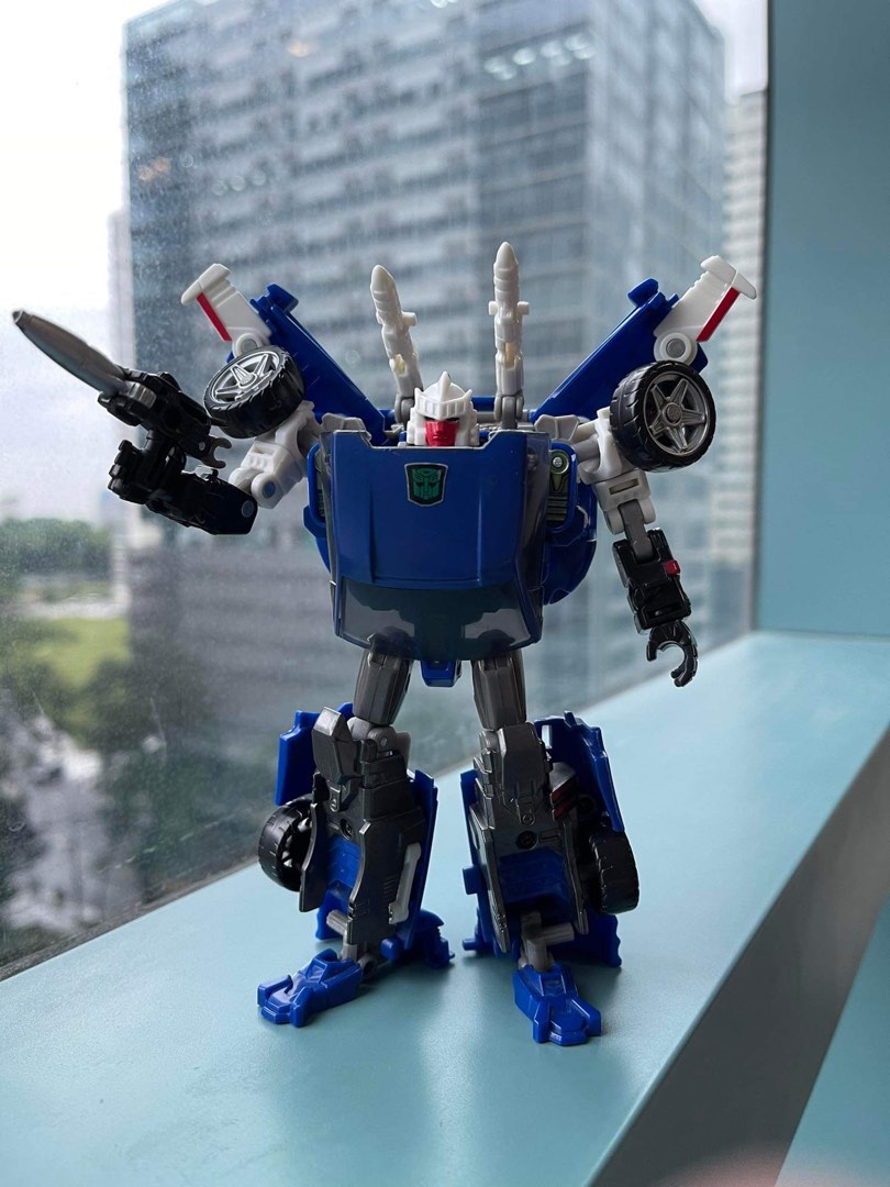 Transformers Generations Tracks, Hobbies & Toys, Toys & Games on Carousell