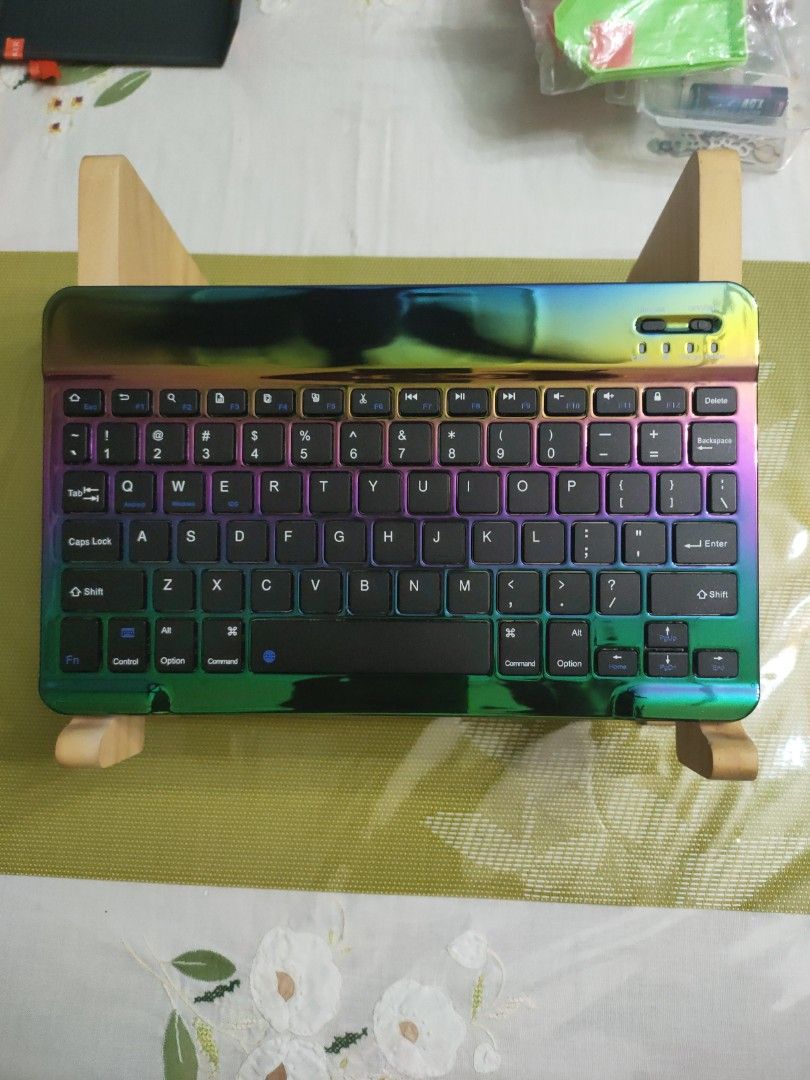 Typo Wireless Keyboard 10 Inch, Computers & Tech, Parts & Accessories ...