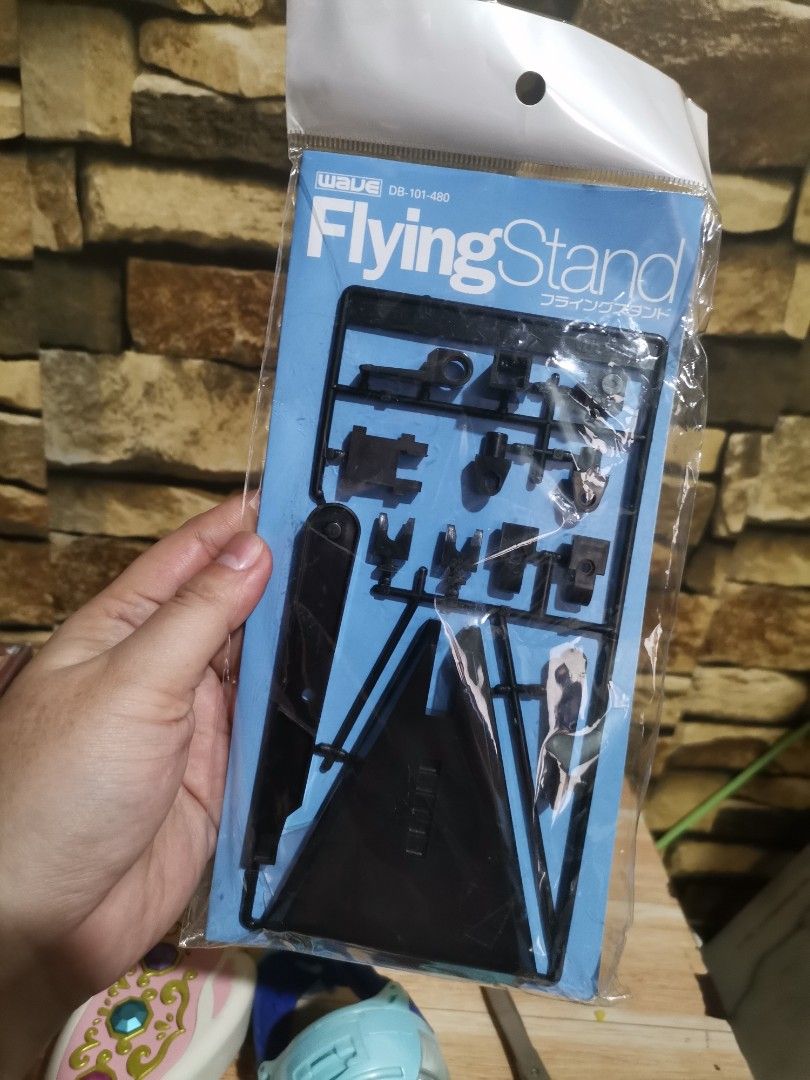 Wave FLYING stand on Carousell