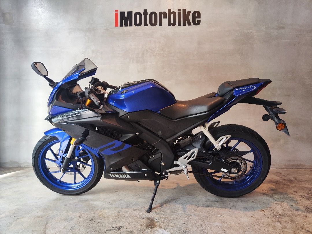 Yamaha R15 (2020) - Great condition!!, Motorbikes on Carousell