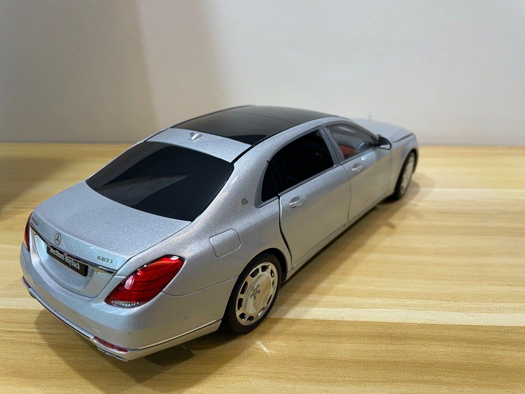 1/18 Mercedes Maybach S600, Hobbies & Toys, Toys & Games on Carousell