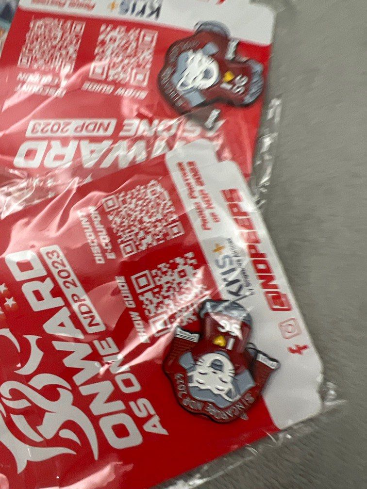 2023 ndp pins Merlion otters, Hobbies & Toys, Memorabilia ...