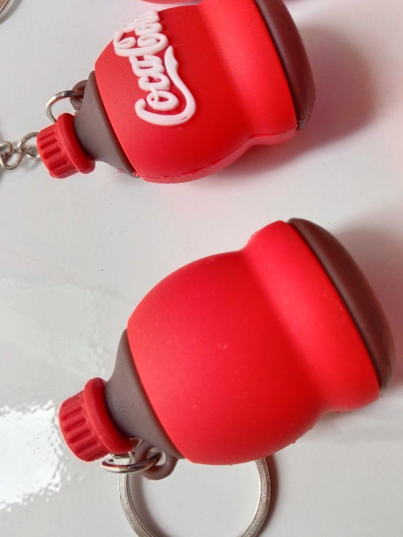 (3 pieces) Coca Cola Coke Rubber Keychain, Hobbies & Toys, Collectibles ...