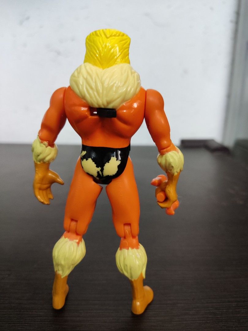 90s Vintage Toybiz Sabretooth, Hobbies & Toys, Toys & Games on Carousell