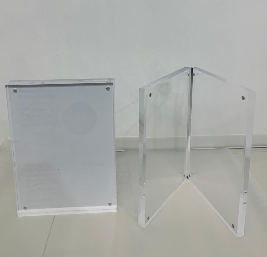 Acrylic Clear Thickened 10mm + 10mm Magnetic Free Standing Photo Frame / Acrylic Display Stand ...