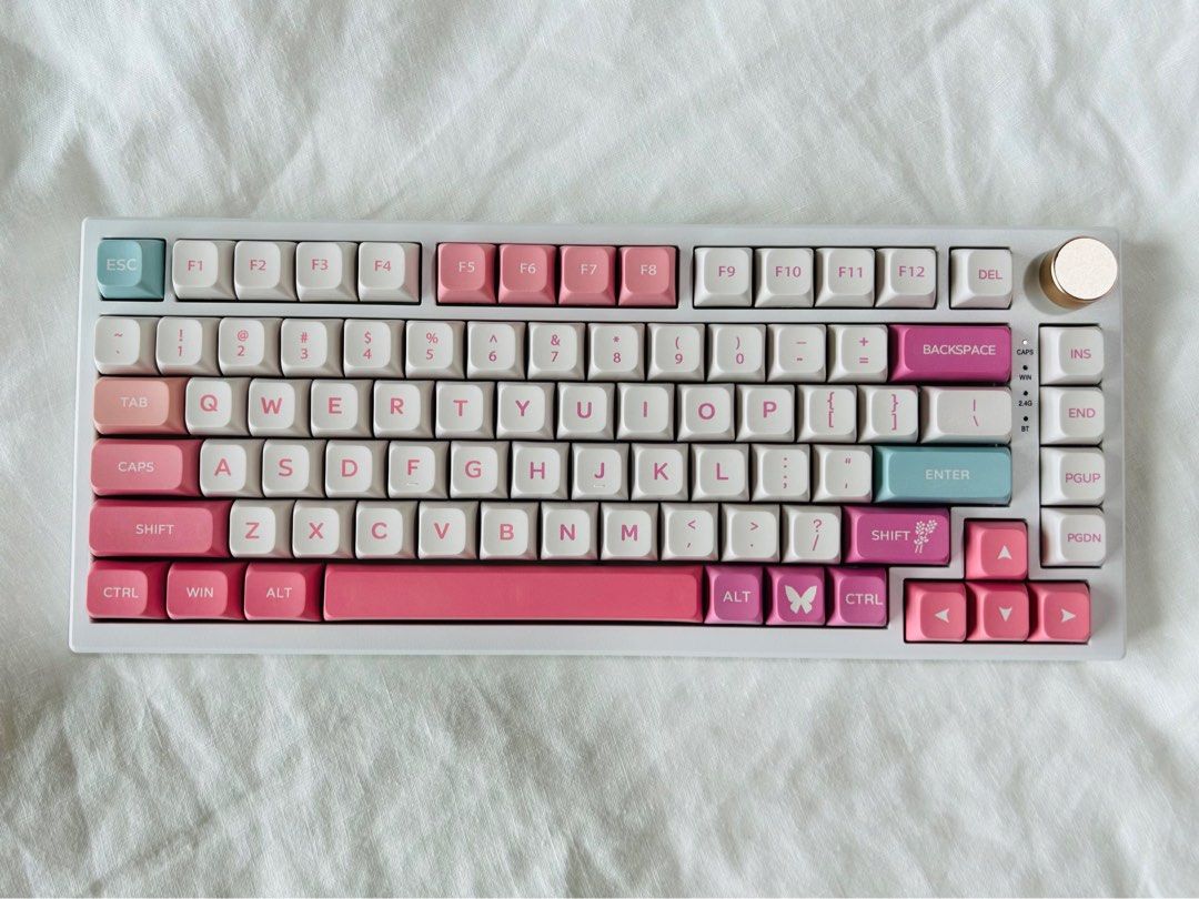 Barbie Themed Ultra Thocky Custom Mechanical Keyboard - Fully Modded ...