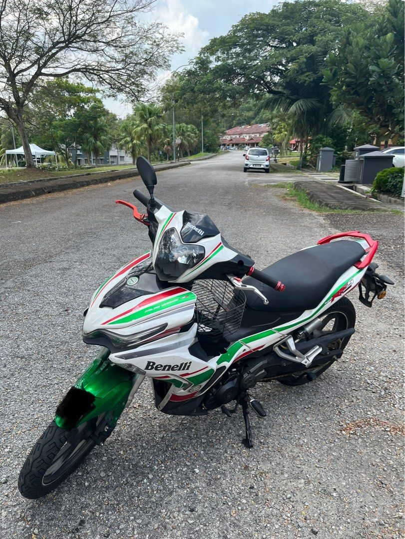 Benelli RFS 150i, Motorbikes on Carousell