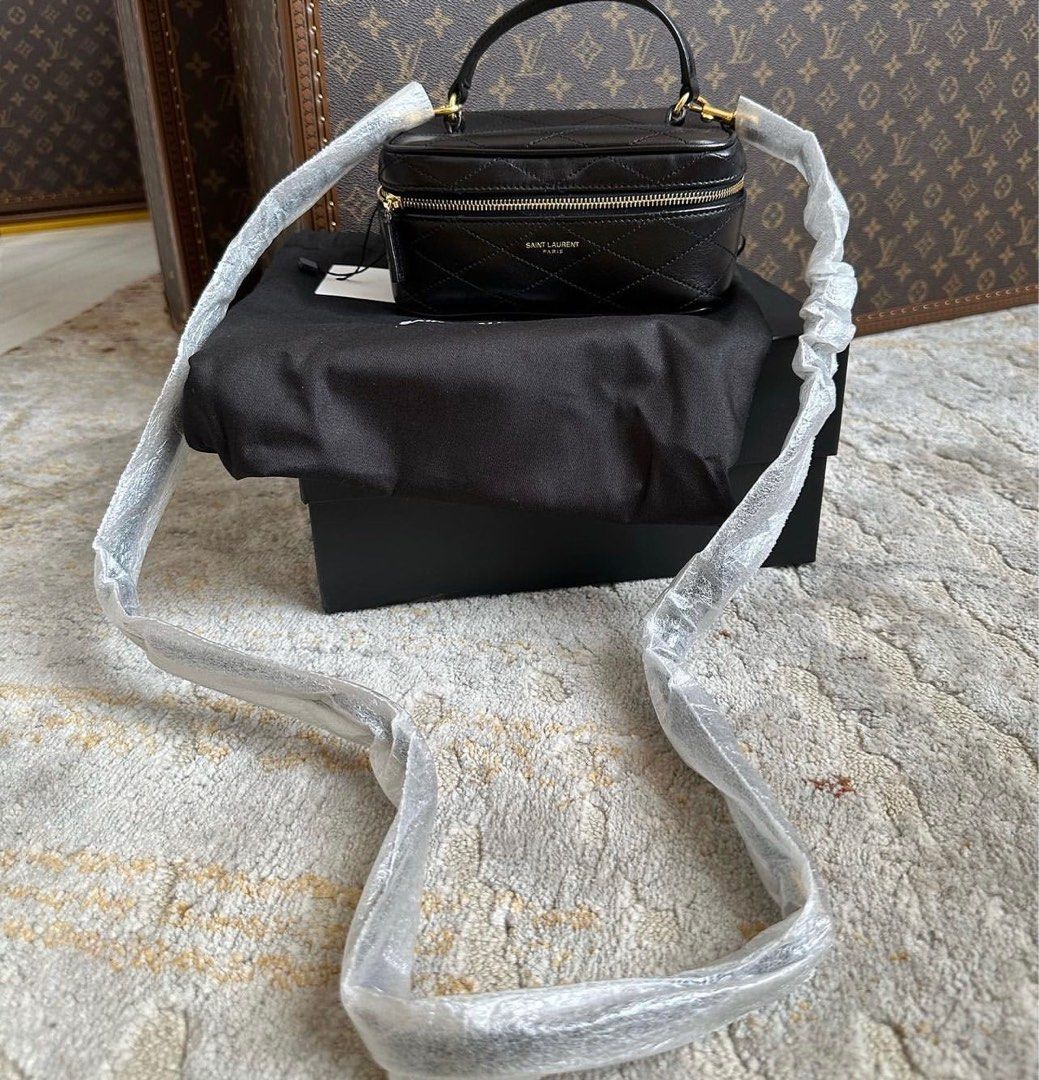 Bnew YSL VANITY on Carousell