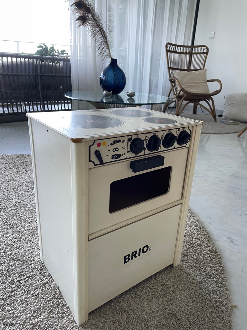 Brio kitchen, Hobbies & Toys, Toys & Games on Carousell