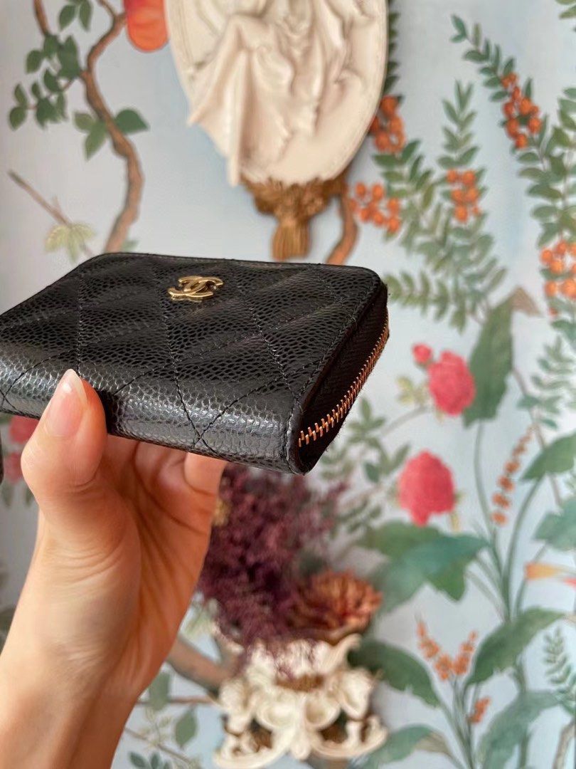 Chanel zipper card case, Women's Fashion, Bags & Wallets, Purses ...