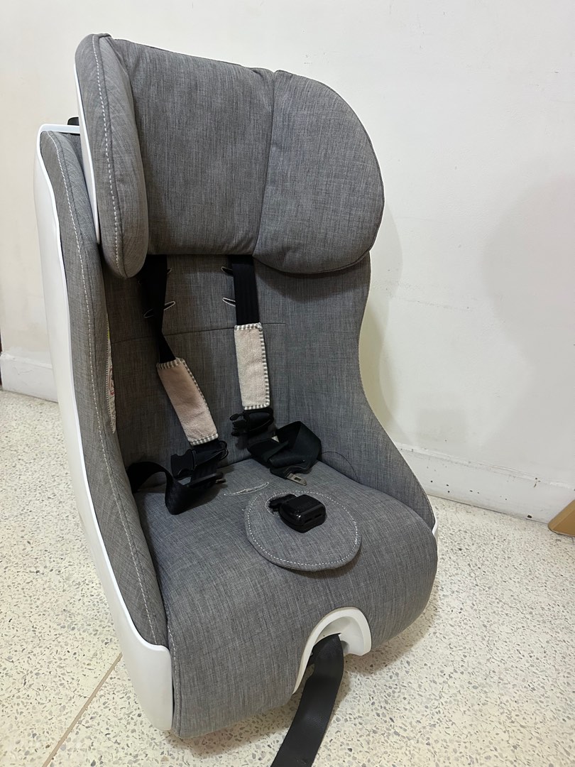 Clek foonf carseat, Babies & Kids, Going Out, Car Seats on Carousell