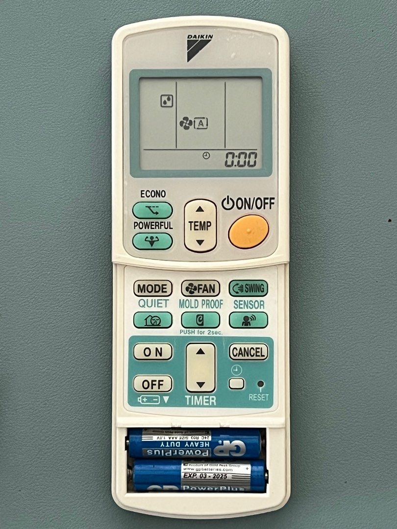 Daikin ORIGINAL aircon remote controller, TV & Home Appliances, Air ...