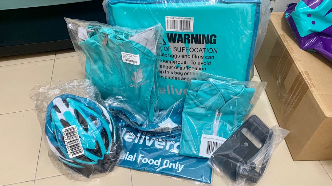 Deliveroo Rider Kit, Motorcycles, Motorcycle Accessories on Carousell