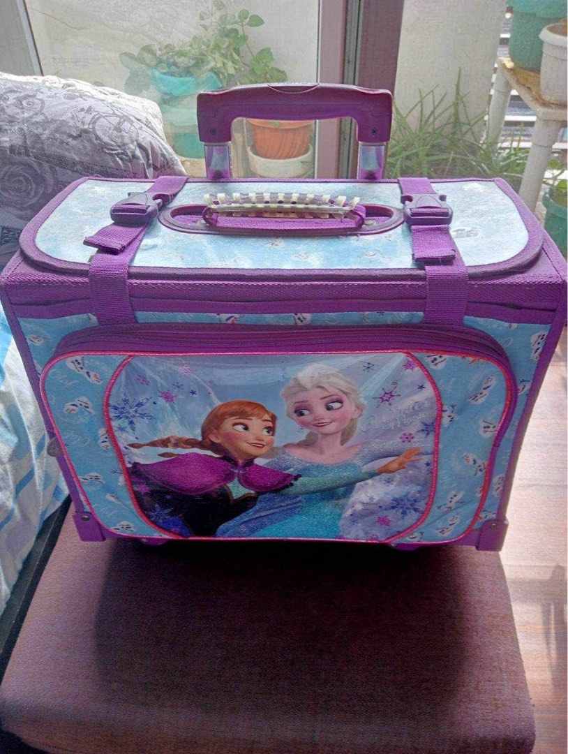 DISNEY FROZEN ELSA & ANNA TROLLEY BAG PRELOVED, Babies & Kids, Going ...