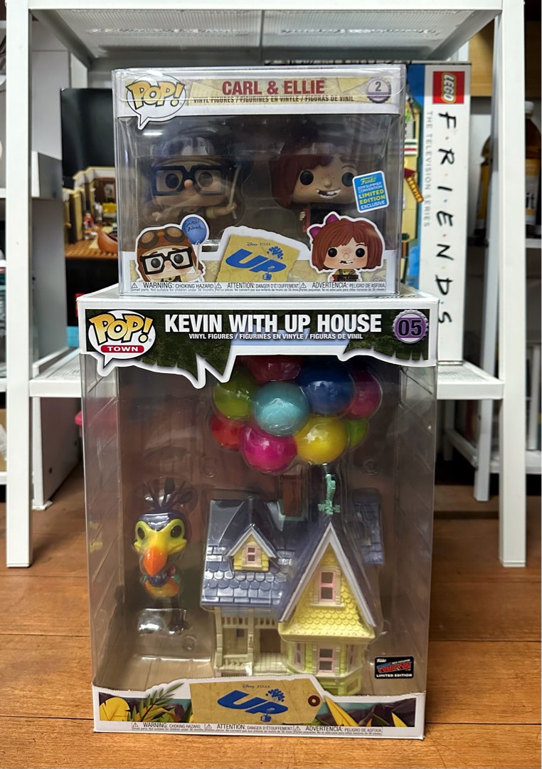 Disney Pixar Funko Pop: Up House and Carl and Ellie on Carousell