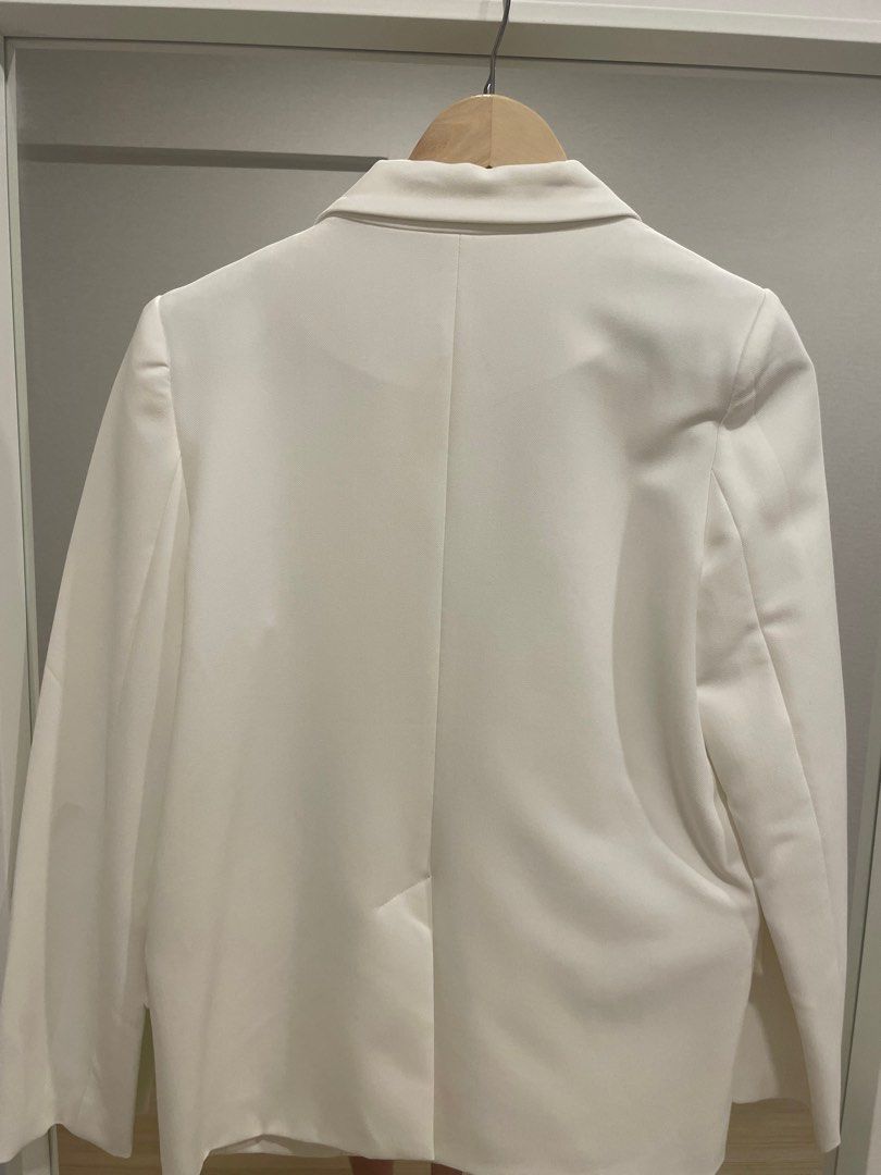 Double woot white blazer, Women's Fashion, Coats, Jackets and Outerwear ...