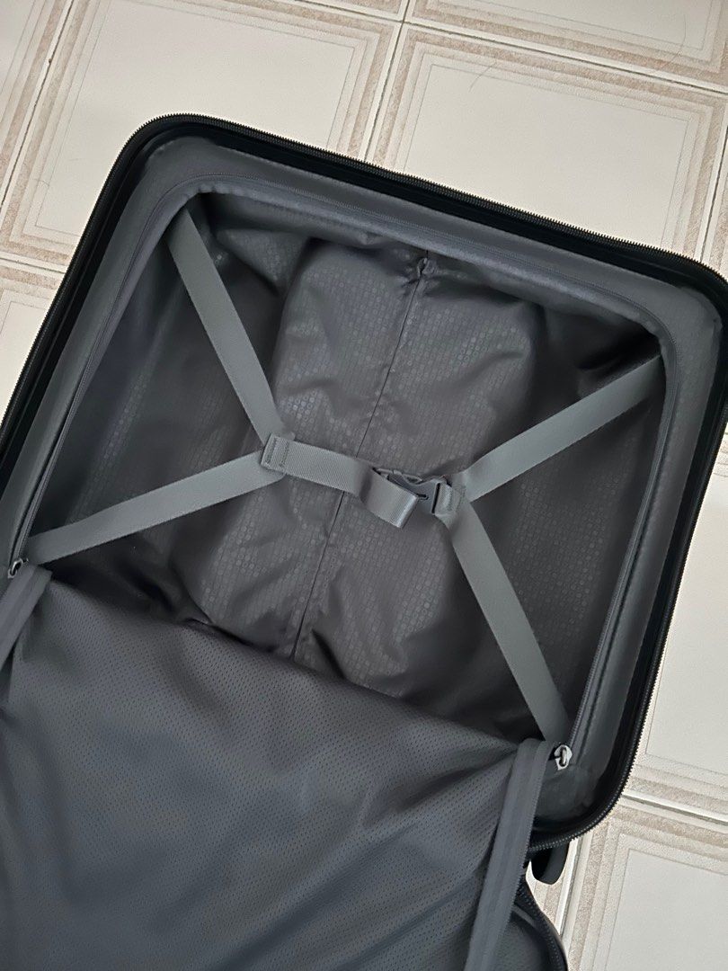 Echolac Celestra Pilotpro 17" (Black), Hobbies & Toys, Travel, Luggage ...