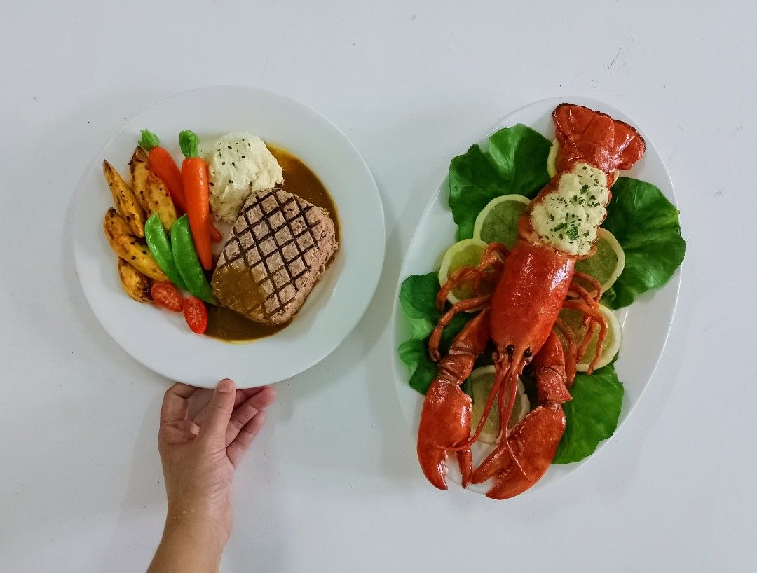"Fabricate Fake food" fake food for display:)will make base on photos ...