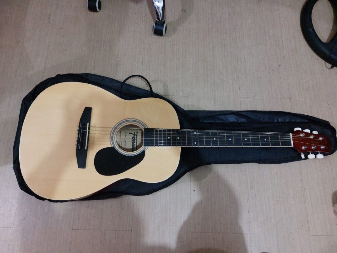 Fernando Acoustic Guitar Model CAG-110 N, Hobbies & Toys, Music & Media ...