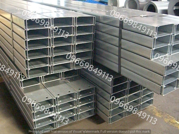 Galvanized G.I. Purlins Heavy Duty Brand New Manufactured, Commercial ...