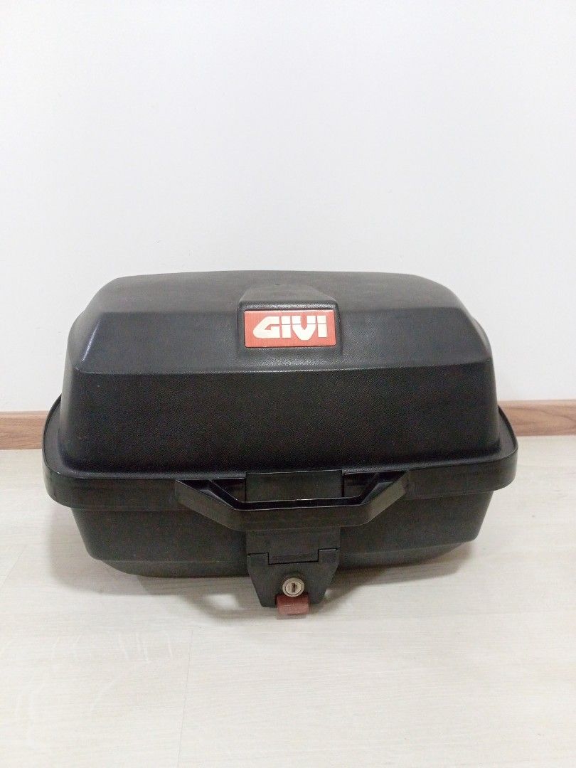 Givi Box old school, Motorcycles, Motorcycle Accessories on Carousell