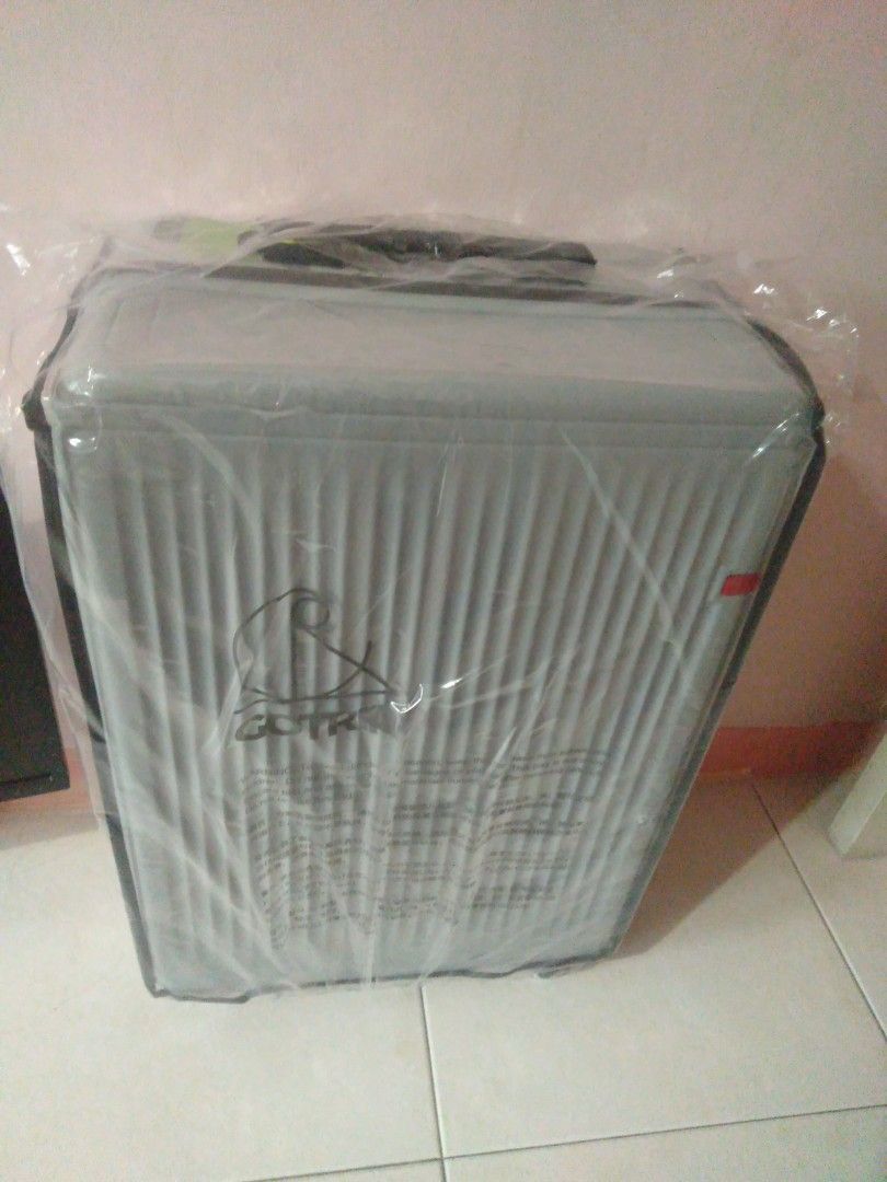 GOTRIP luggage 24” and 20”, Hobbies & Toys, Travel, Luggage on Carousell