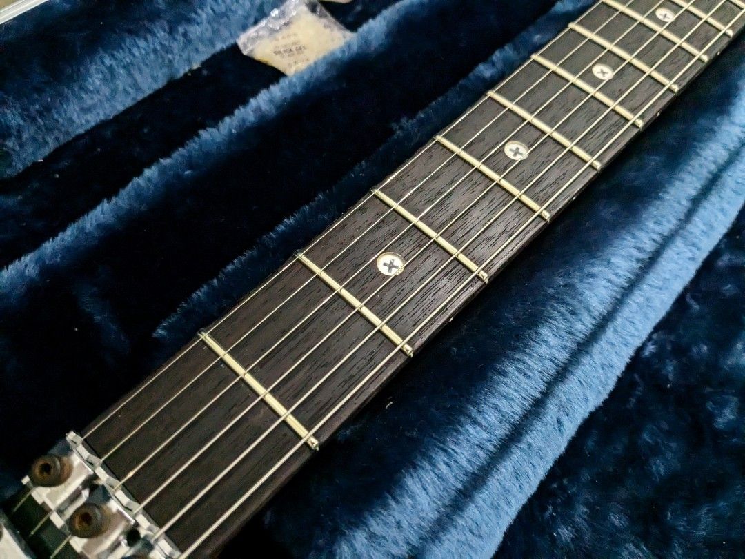 Ibanez JEM 7DBK RARE COLLECTIBLE Steve Vai signature guitar, Hobbies ...